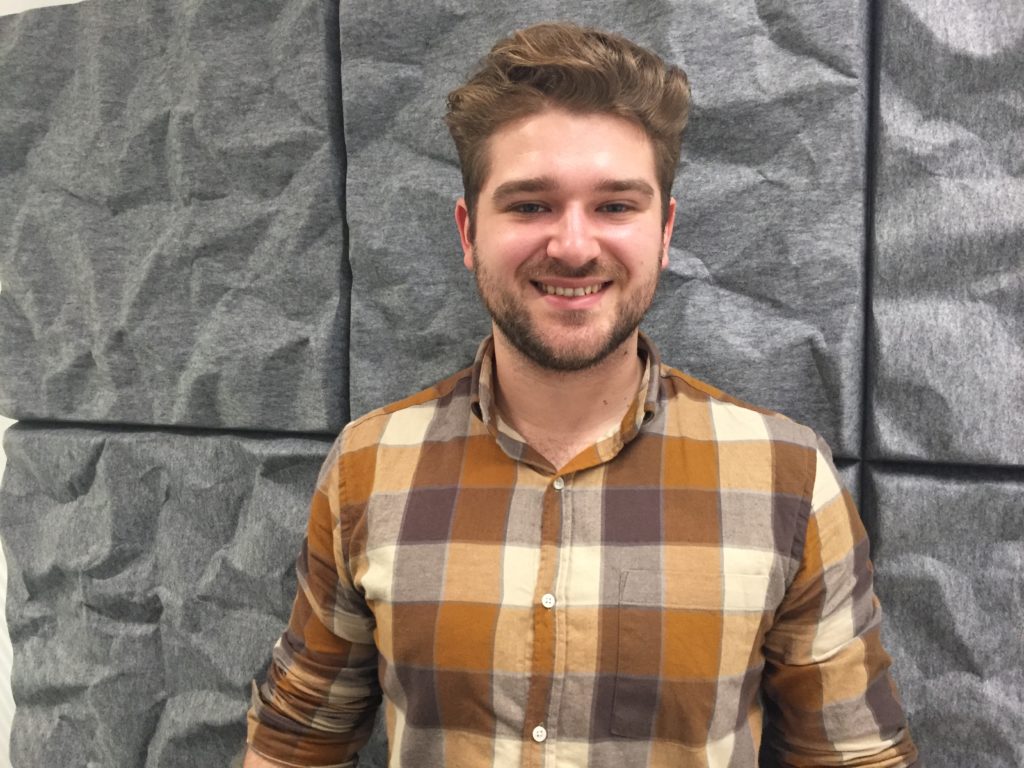 Former national hockey star puts sport ‘on ice’ to join University | UON