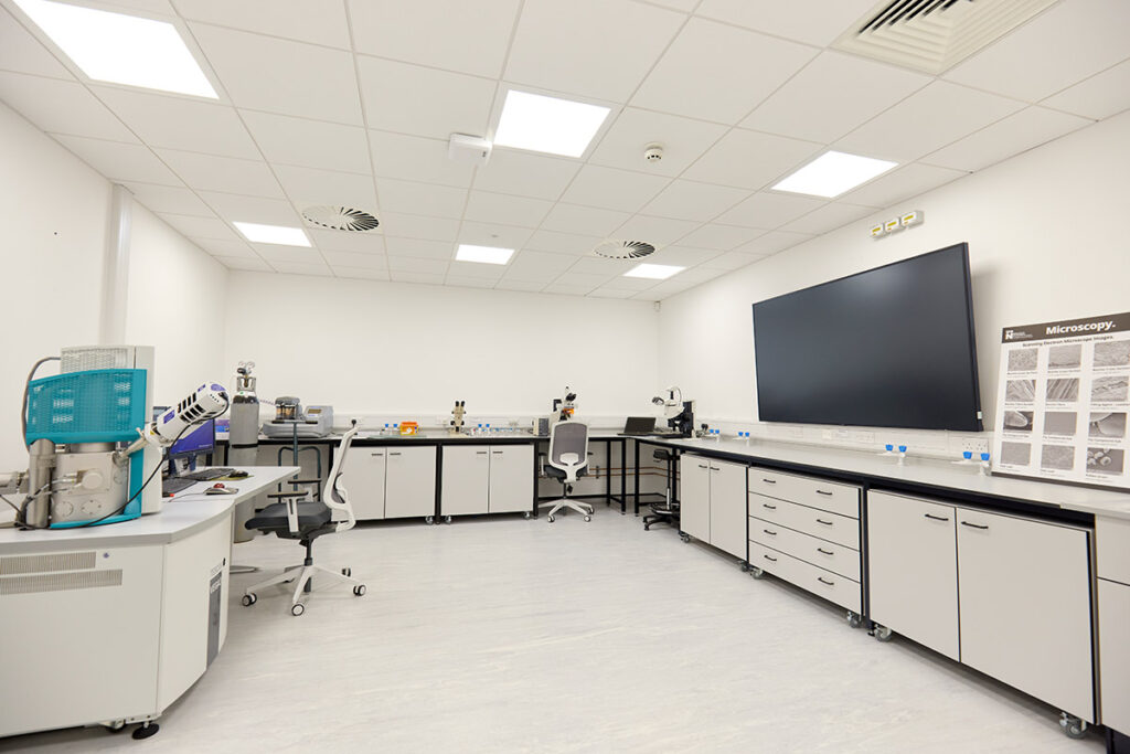 Institute Creative Leather Technologies | UON