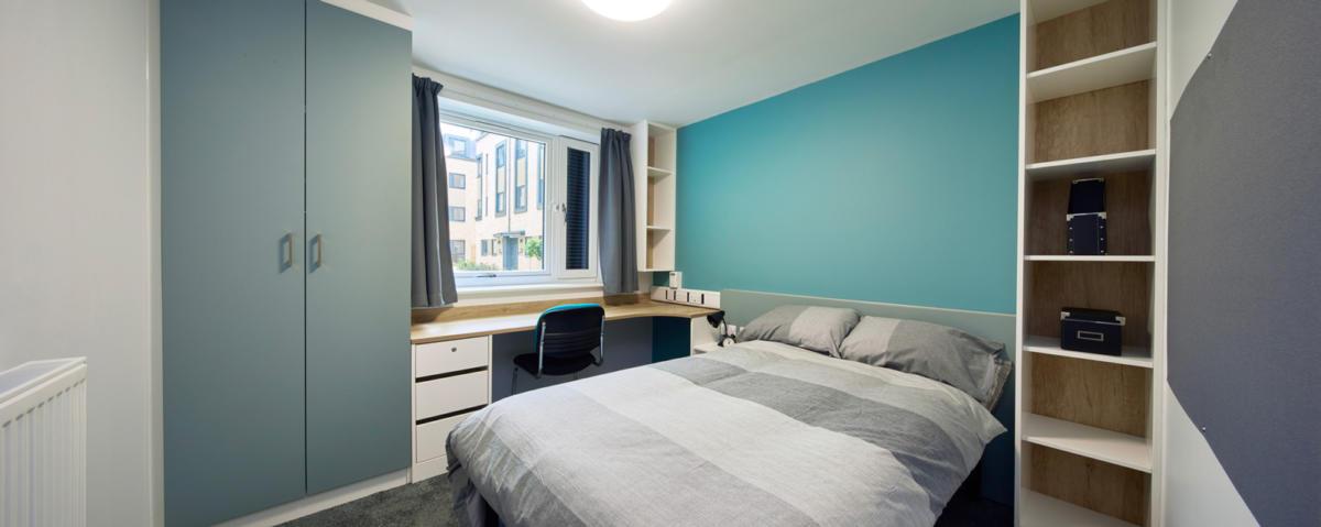 Large en-suite – Waterside | University of Northampton